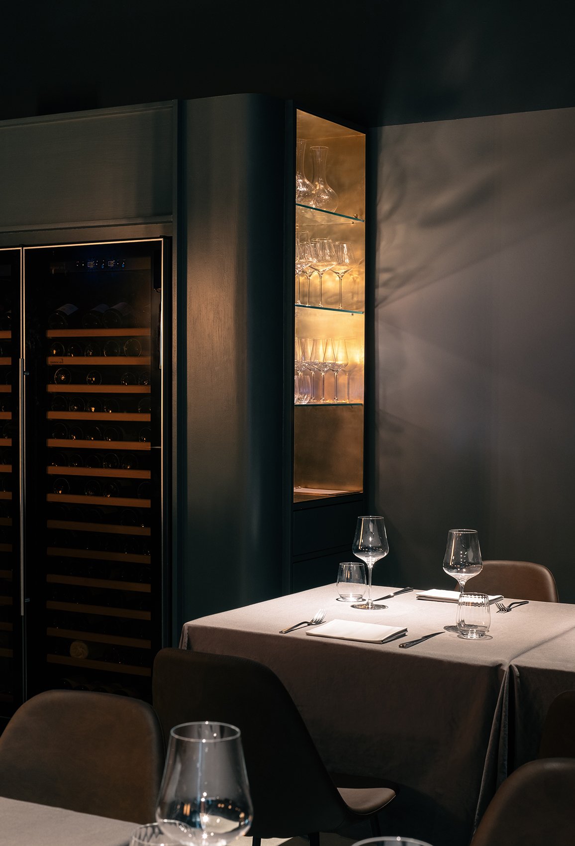 Restaurant Prism in Berlin / Batek Architekten