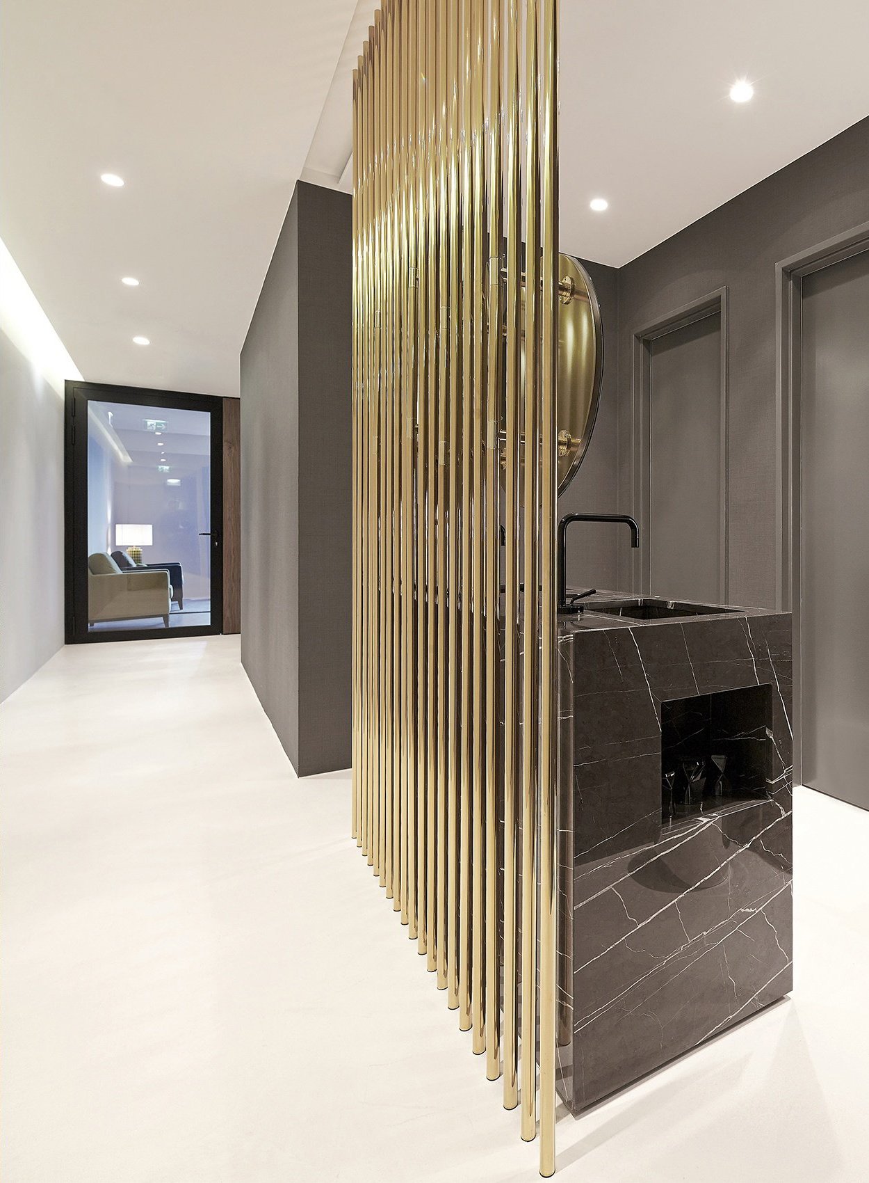 Dental Practice LP14 in Berlin / Batek Architekten